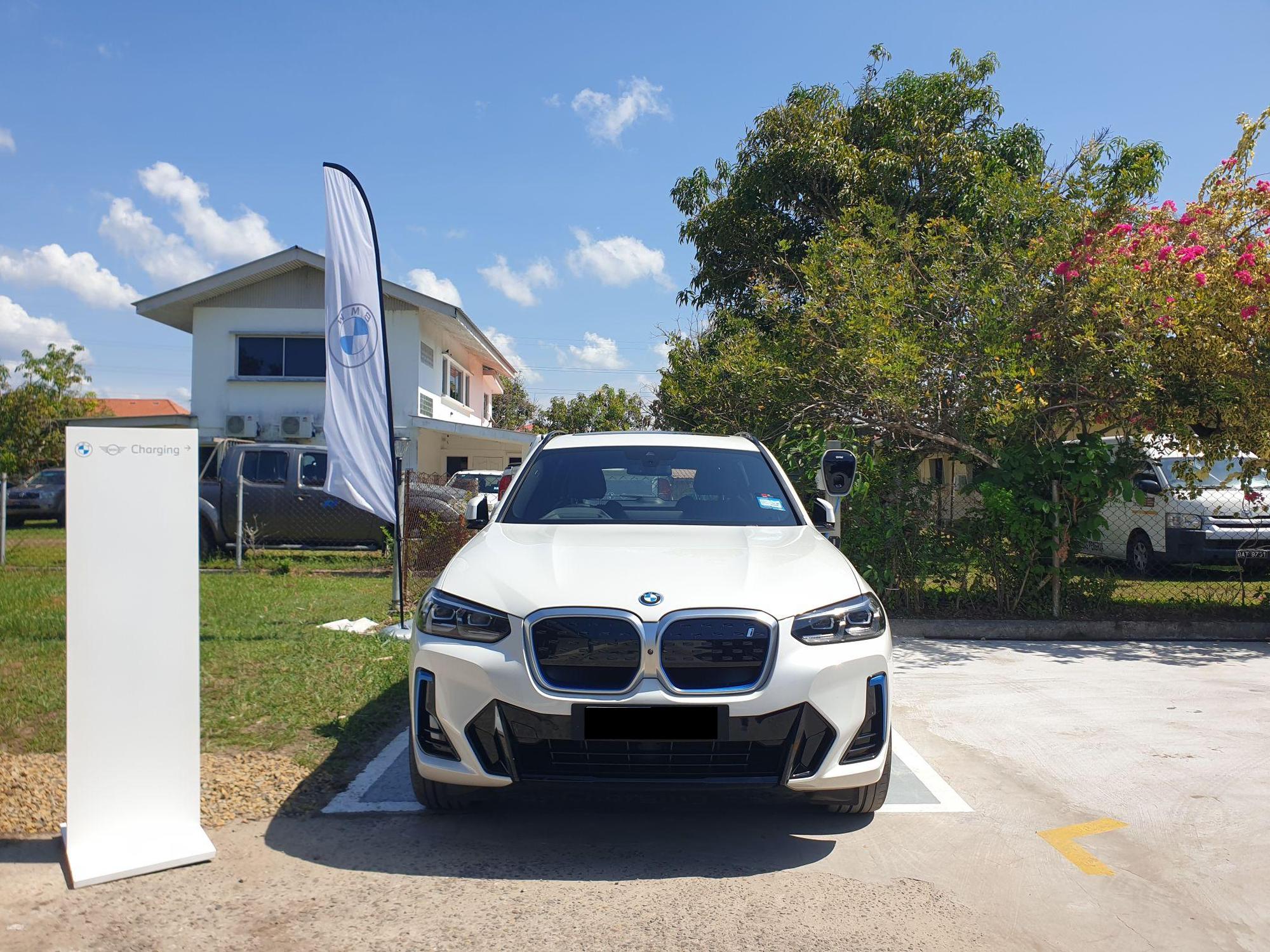 Plutoice Bakehouse | Kuala Belait, Belait District | EV Station