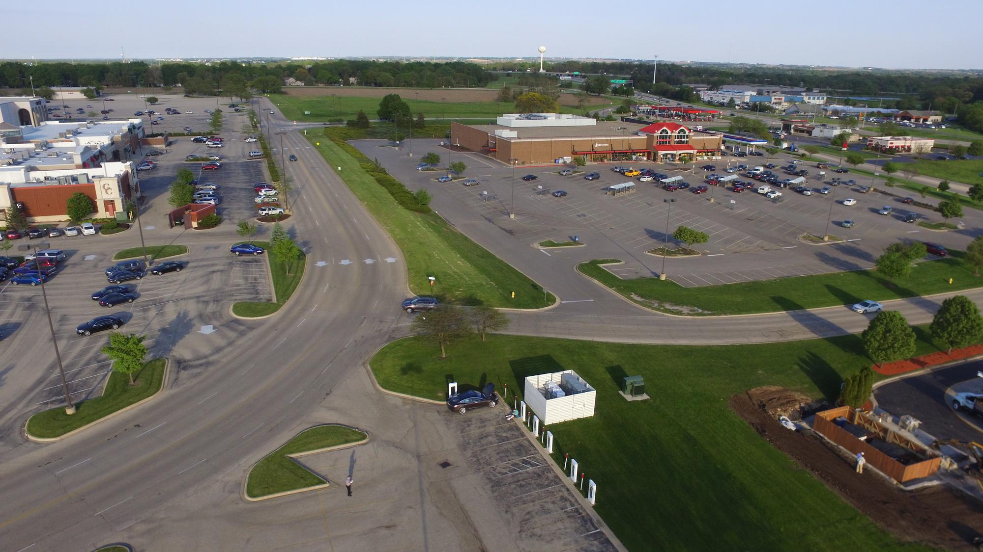 CherryVale Mall | Rockford, IL | EV Station