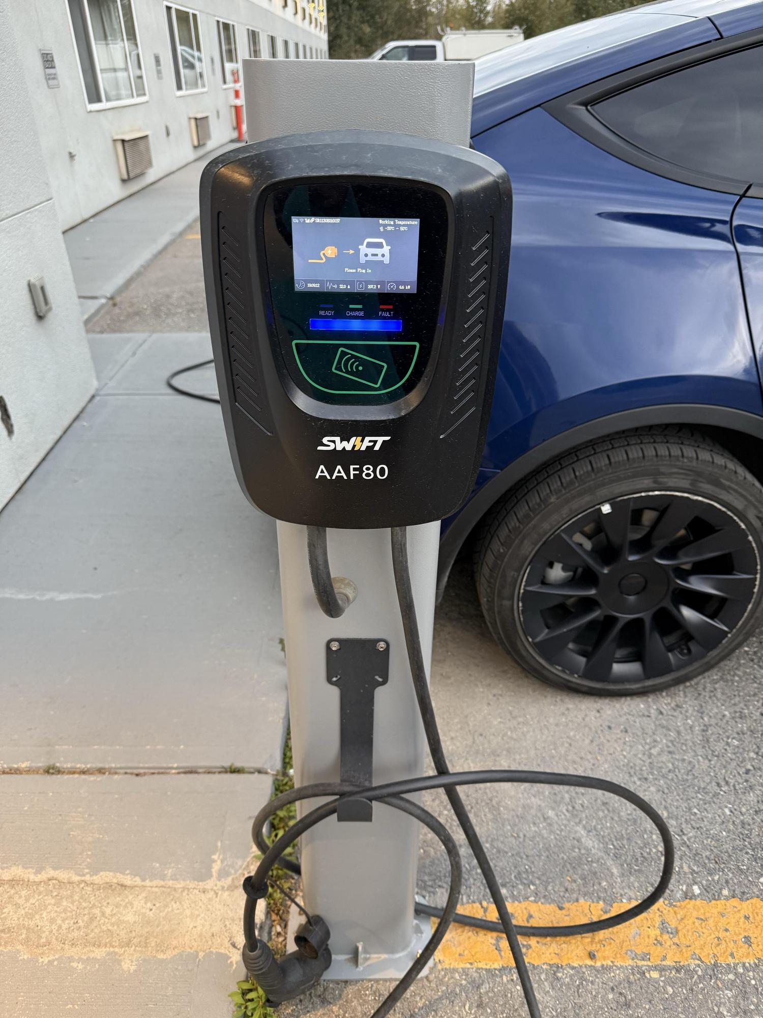 Best Western Mountainview Golden | Golden, BC | EV Station