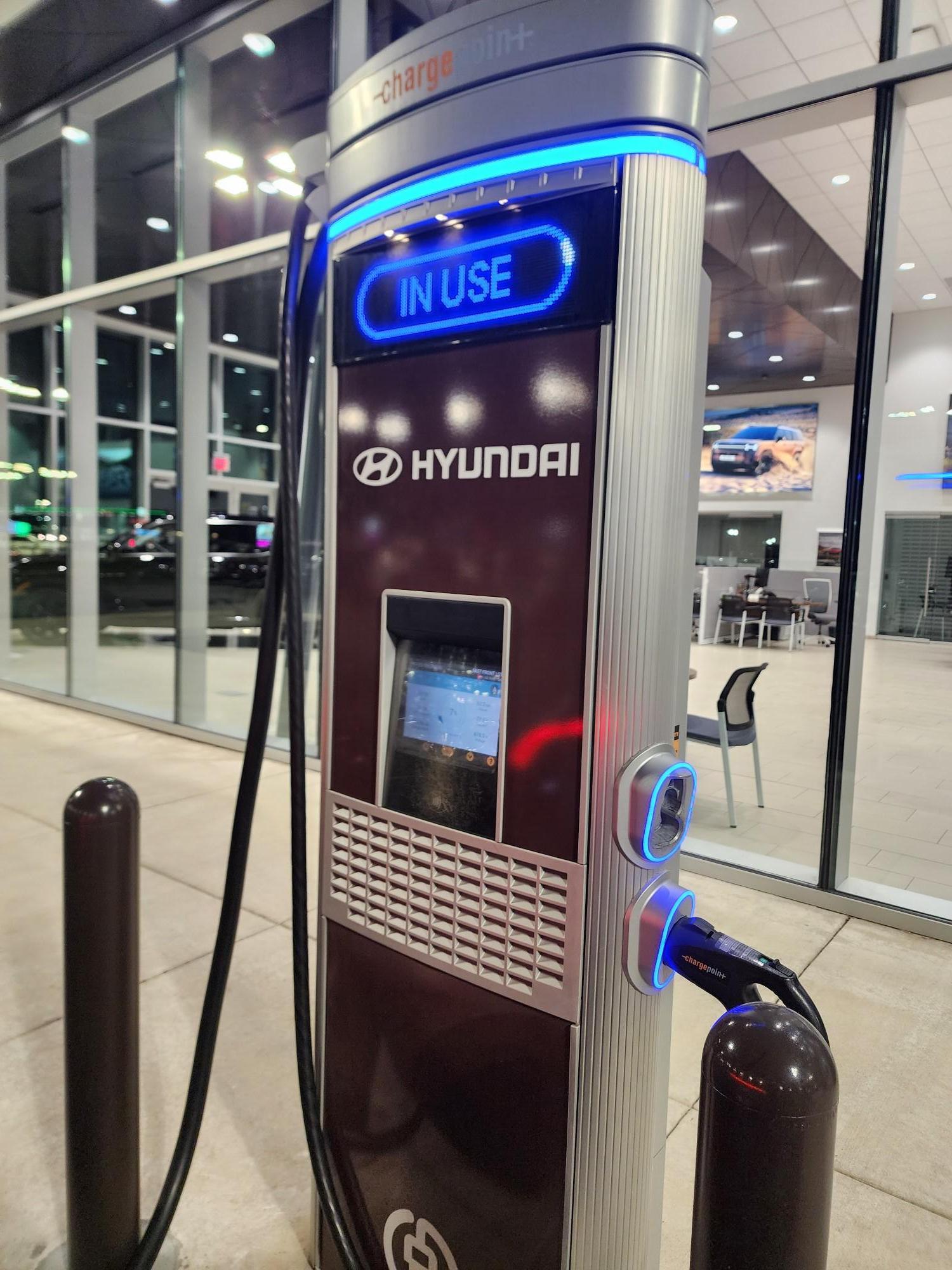 Webb Hyundai Highland | Highland, IN | EV Station