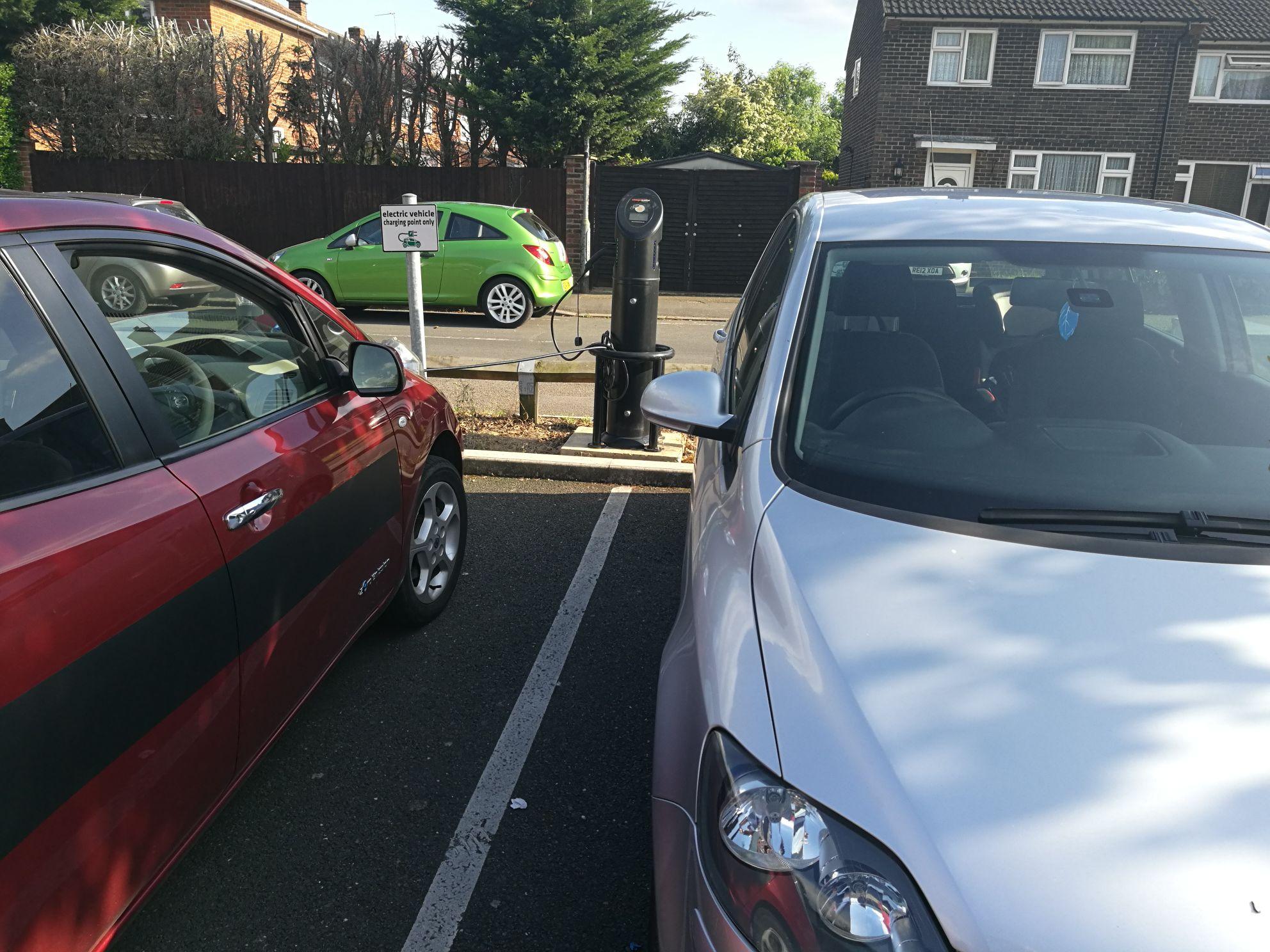 Britwell Library | Slough, England | EV Station
