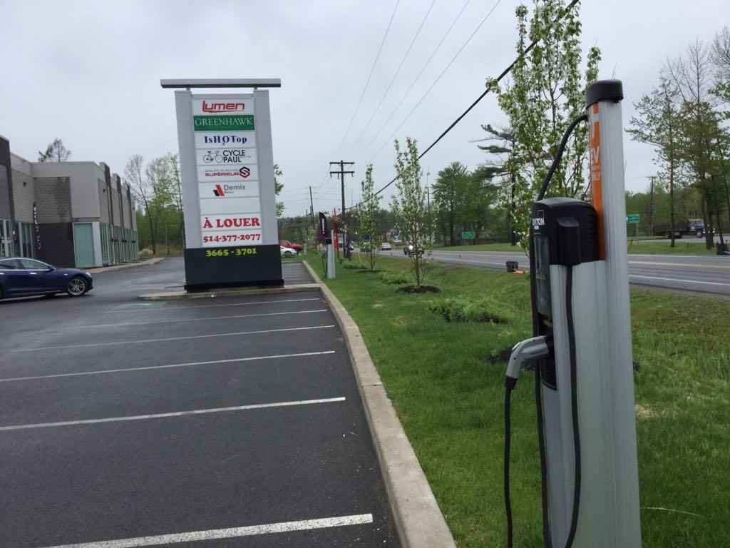 Lumen | Vaudreuil-Dorion, QC | EV Station