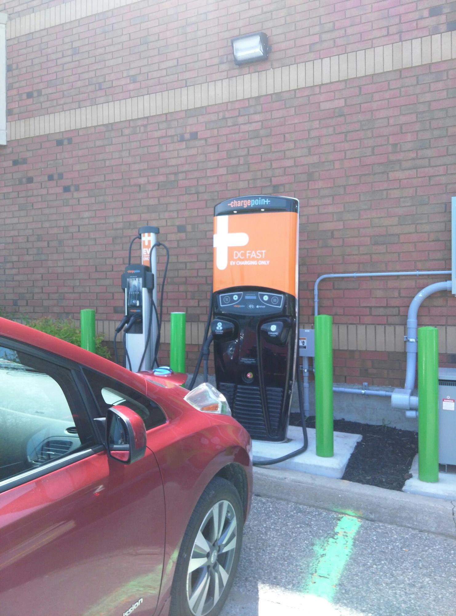 Tim Hortons | Exeter, ON | EV Station