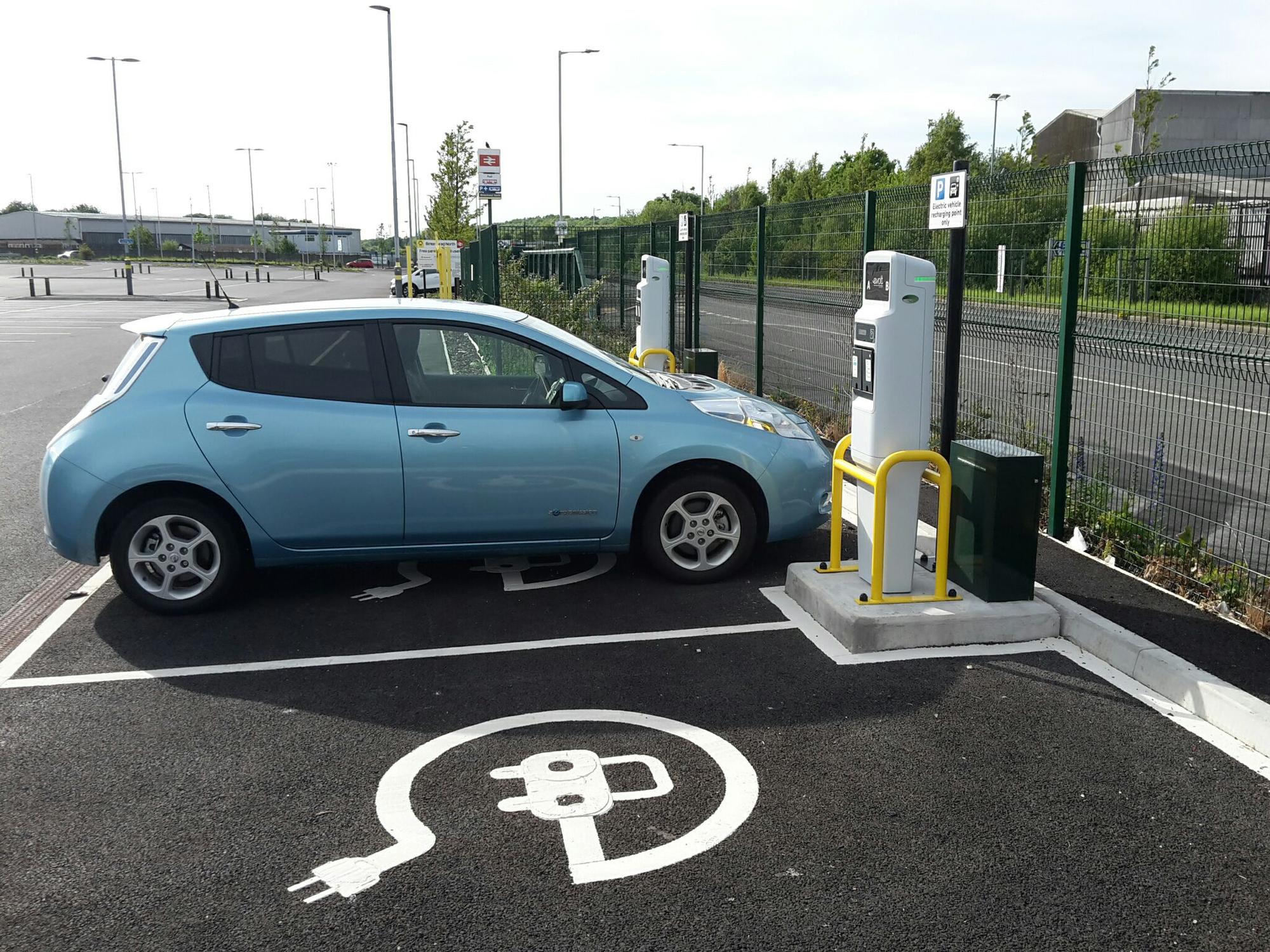 Birkenhead North Railway Station Park & Ride | Birkenhead, England | EV ...