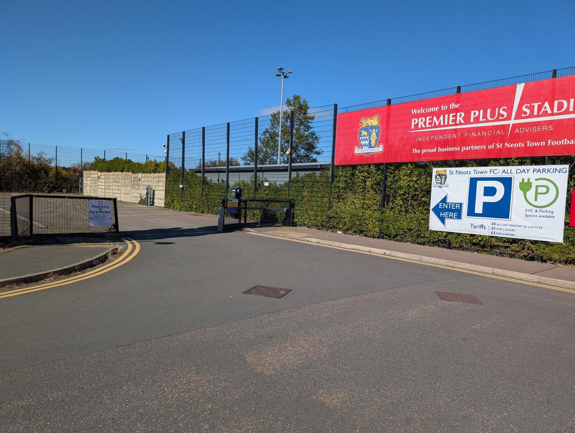 St Neots Town FC All Day Parking | 4 Kester Way, St. Neots PE19 6SL, UK ...