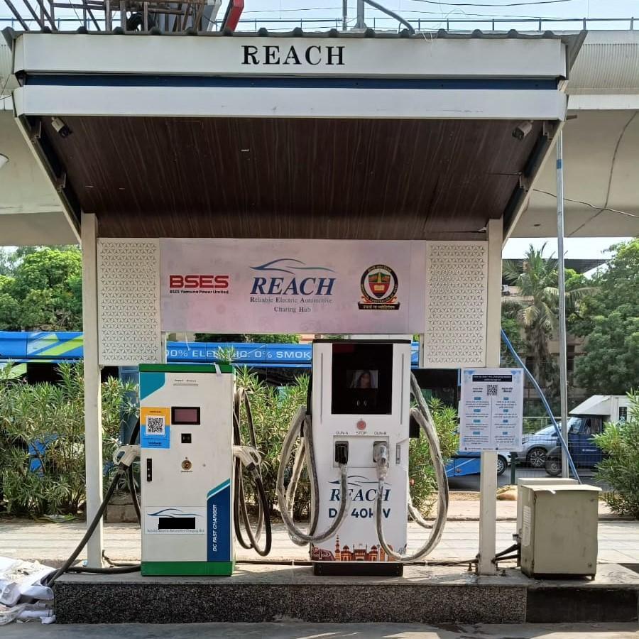 REACH EV Charging JD Block | Delhi, DL | EV Station