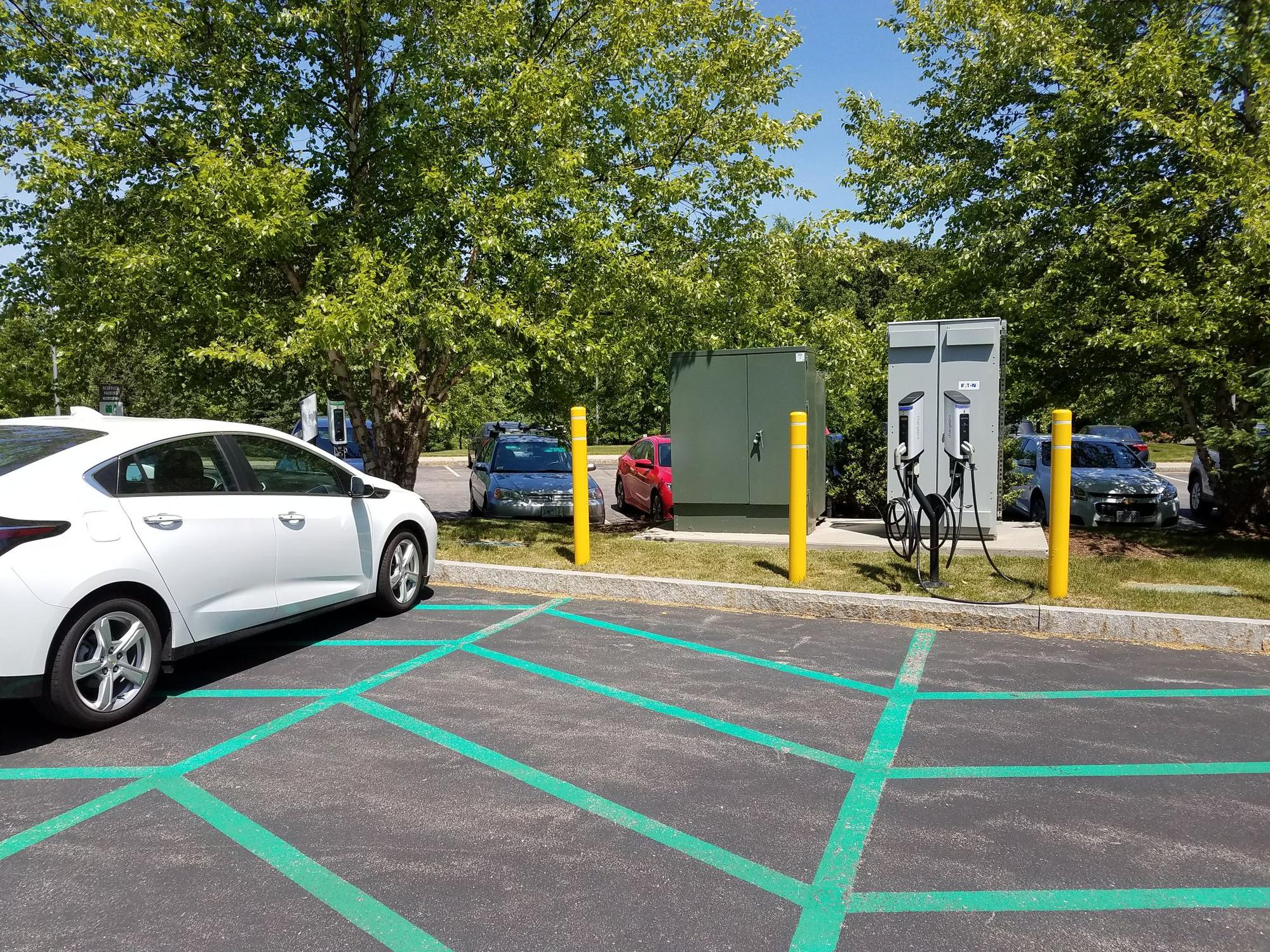 FM Global Corporate Headquarters | Johnston, RI | EV Station