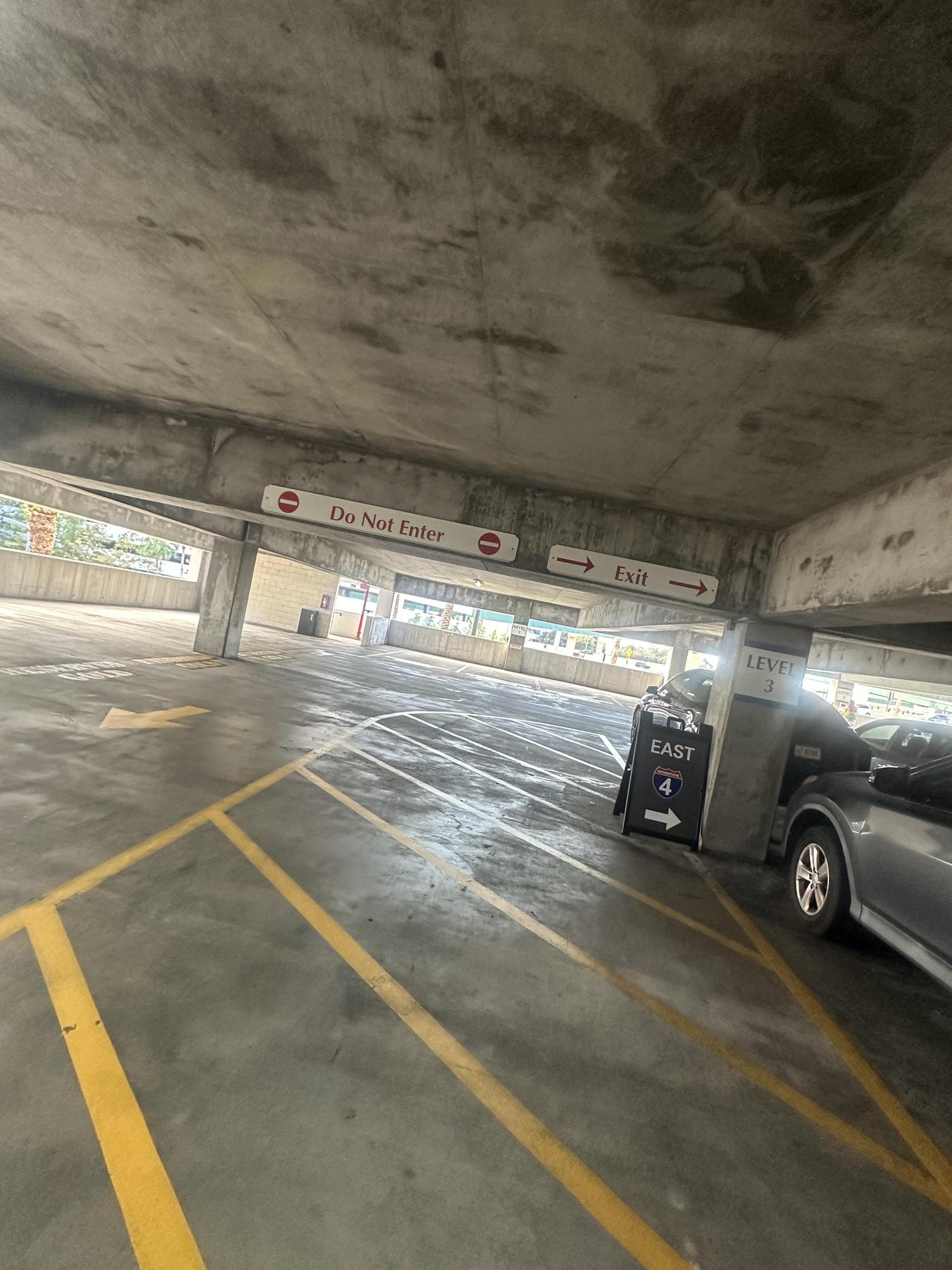 City Commons Parking Garage | Orlando, FL | EV Station