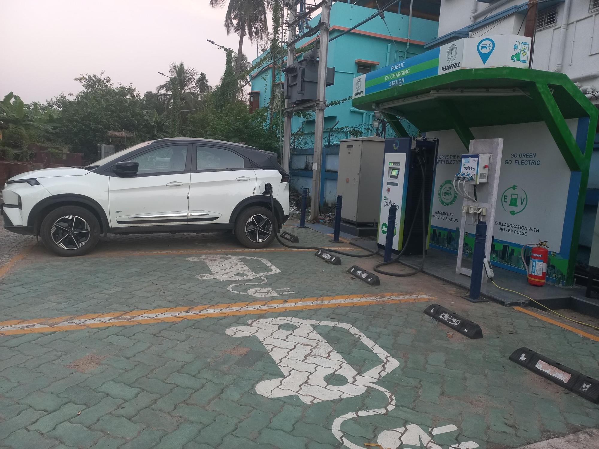 WBSEDCL Belgharia JIO | North Dumdum, WB | EV Station