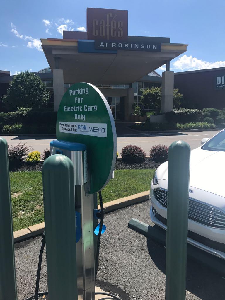The Mall at Robinson | Pittsburgh, PA | EV Station