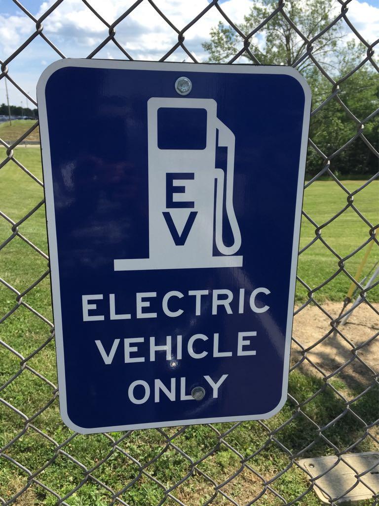 CVG Airport ValuPark | Erlanger, KY | EV Station
