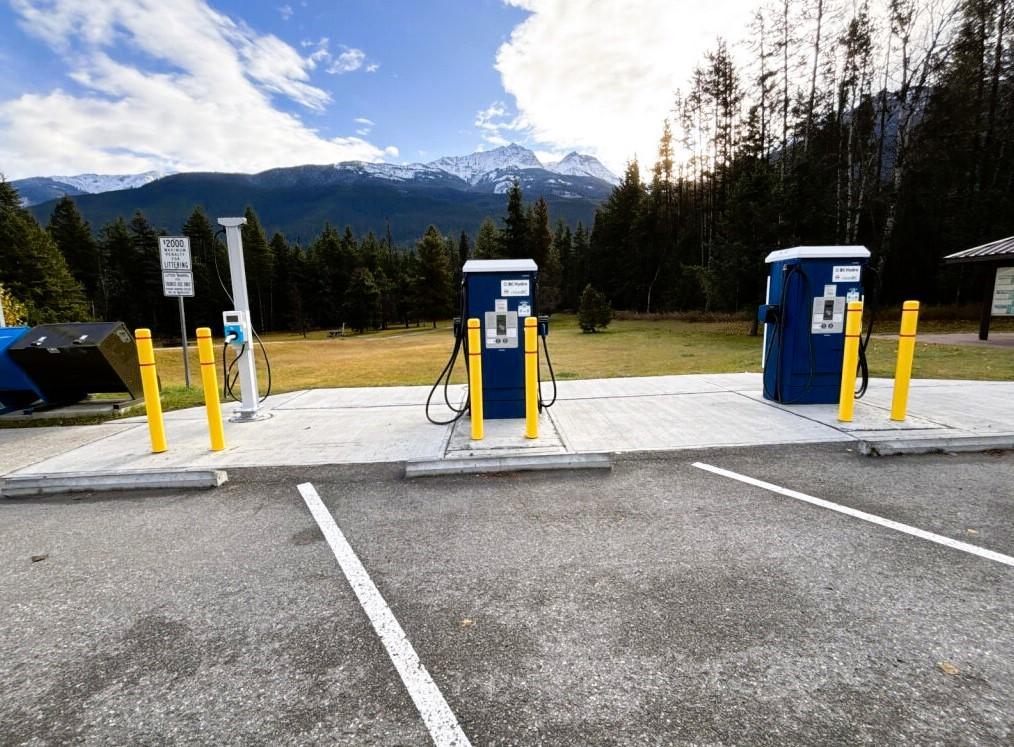 Mount Terry Fox Rest Area | Fraser-Fort George H, BC | EV Station