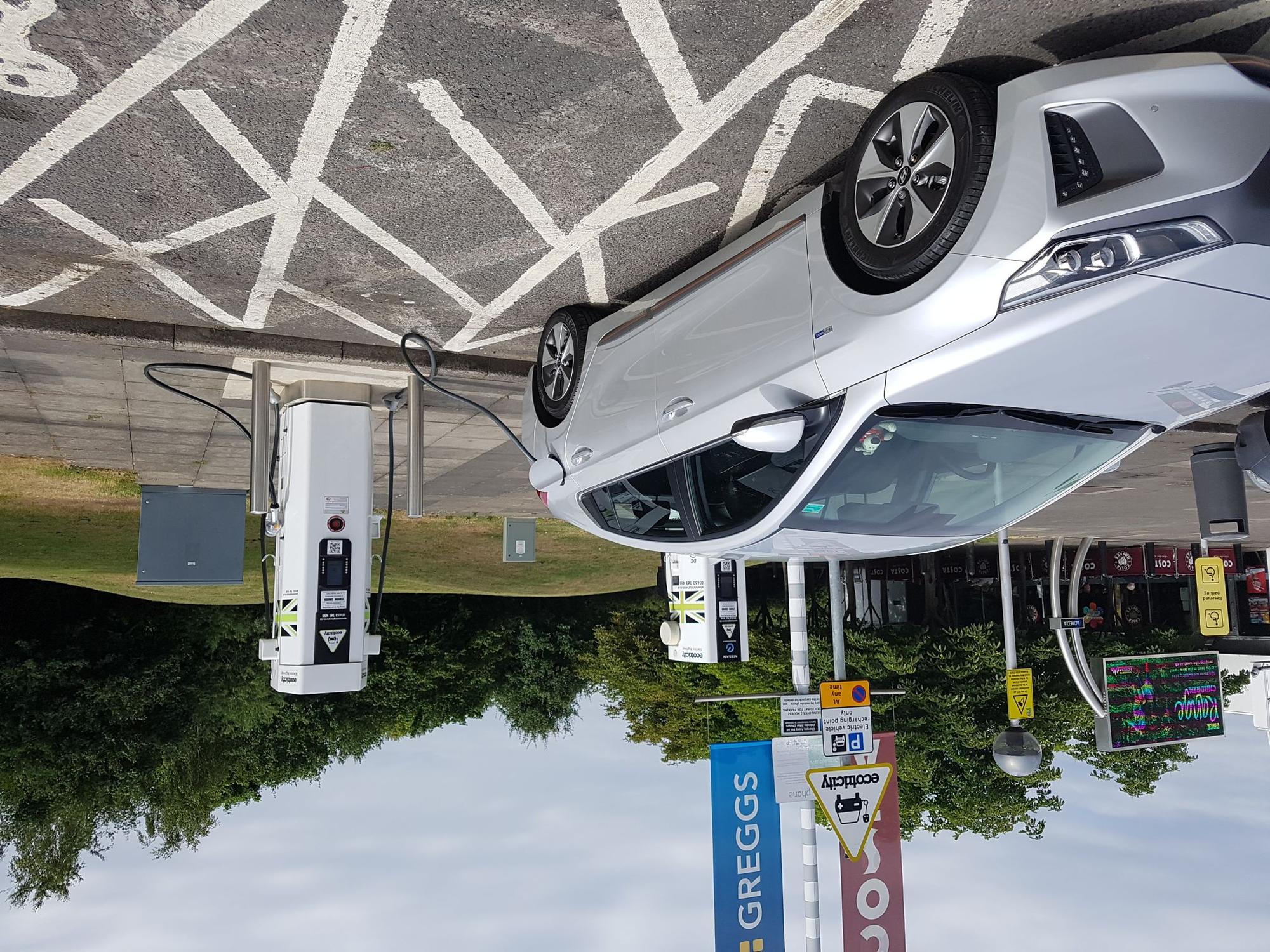 Heston Westbound Services M4 (1) | Hounslow, England | EV Station