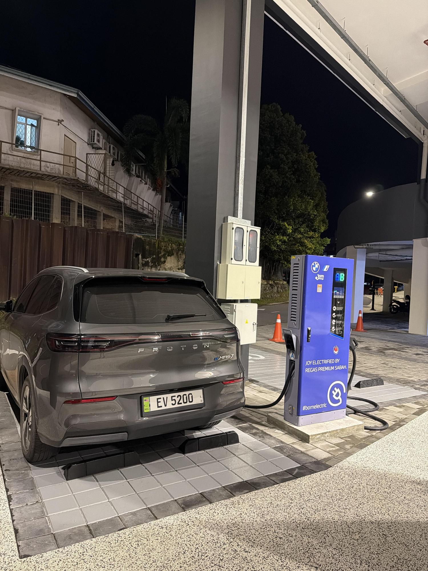Vetro 11 | Kota Kinabalu, Sabah | EV Station