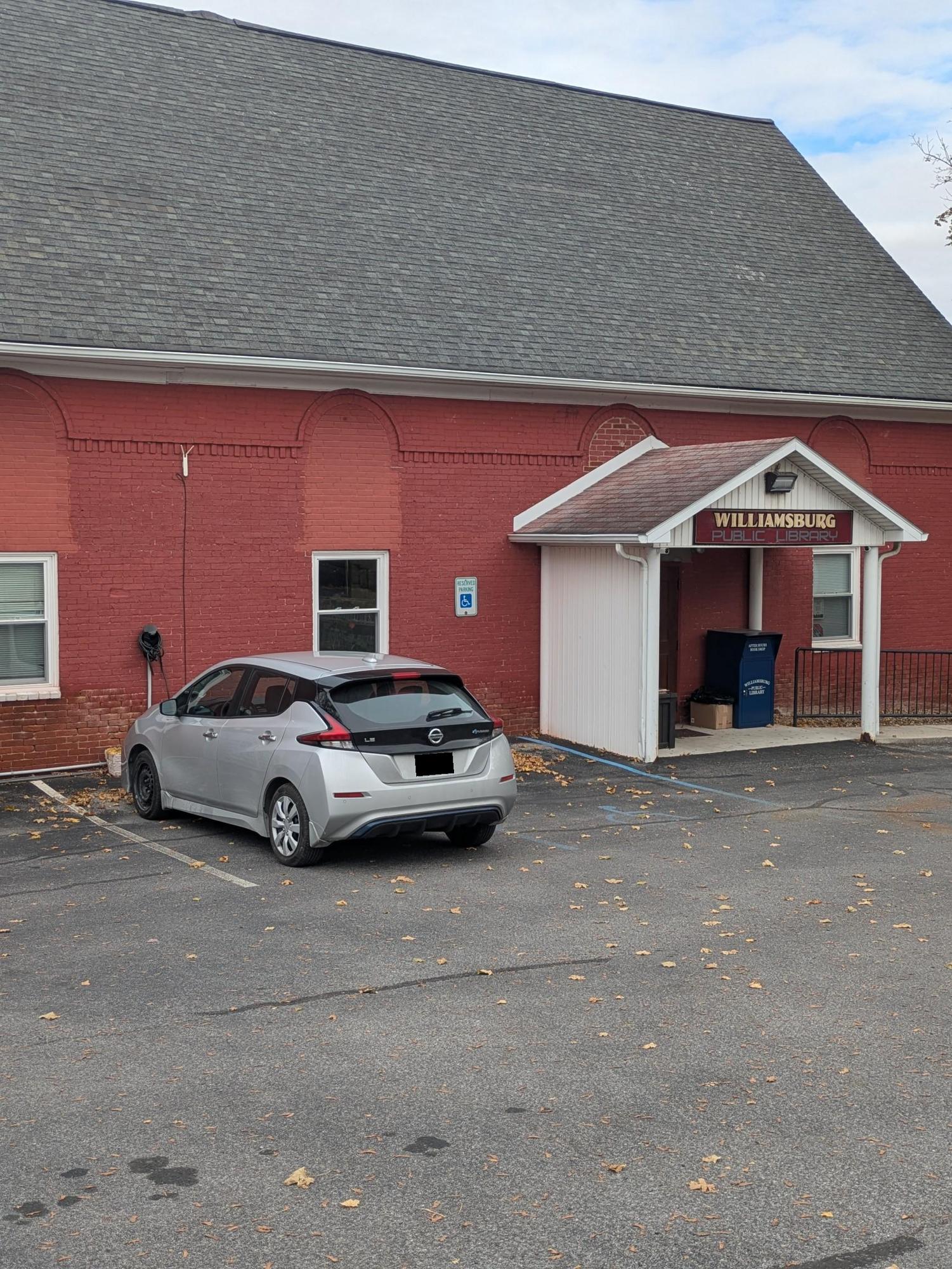 Williamsburg Public Library | Williamsburg, PA | EV Station