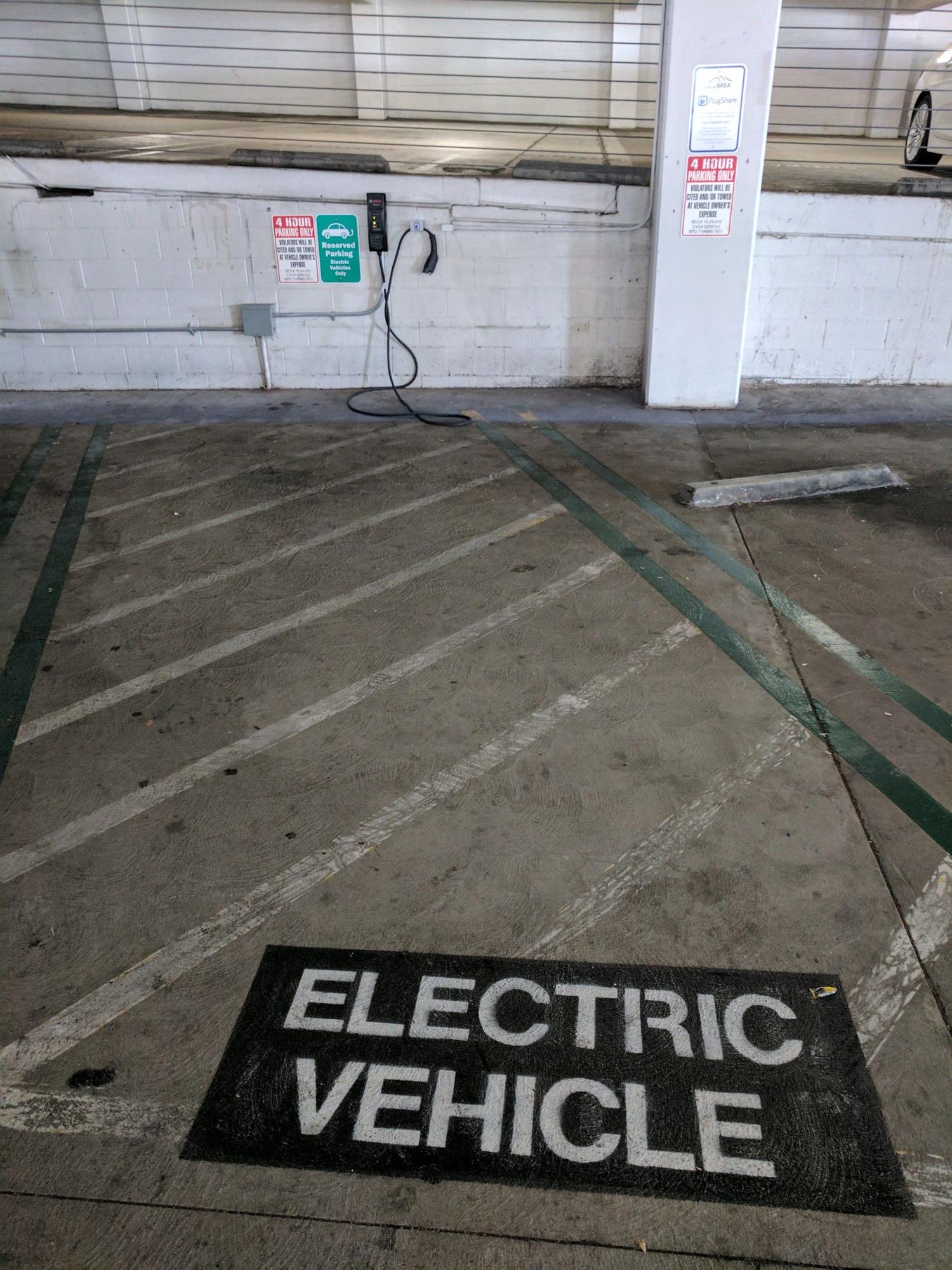 Downtown Brea - 101 S Brea Blvd Garage | Brea, CA | EV Station