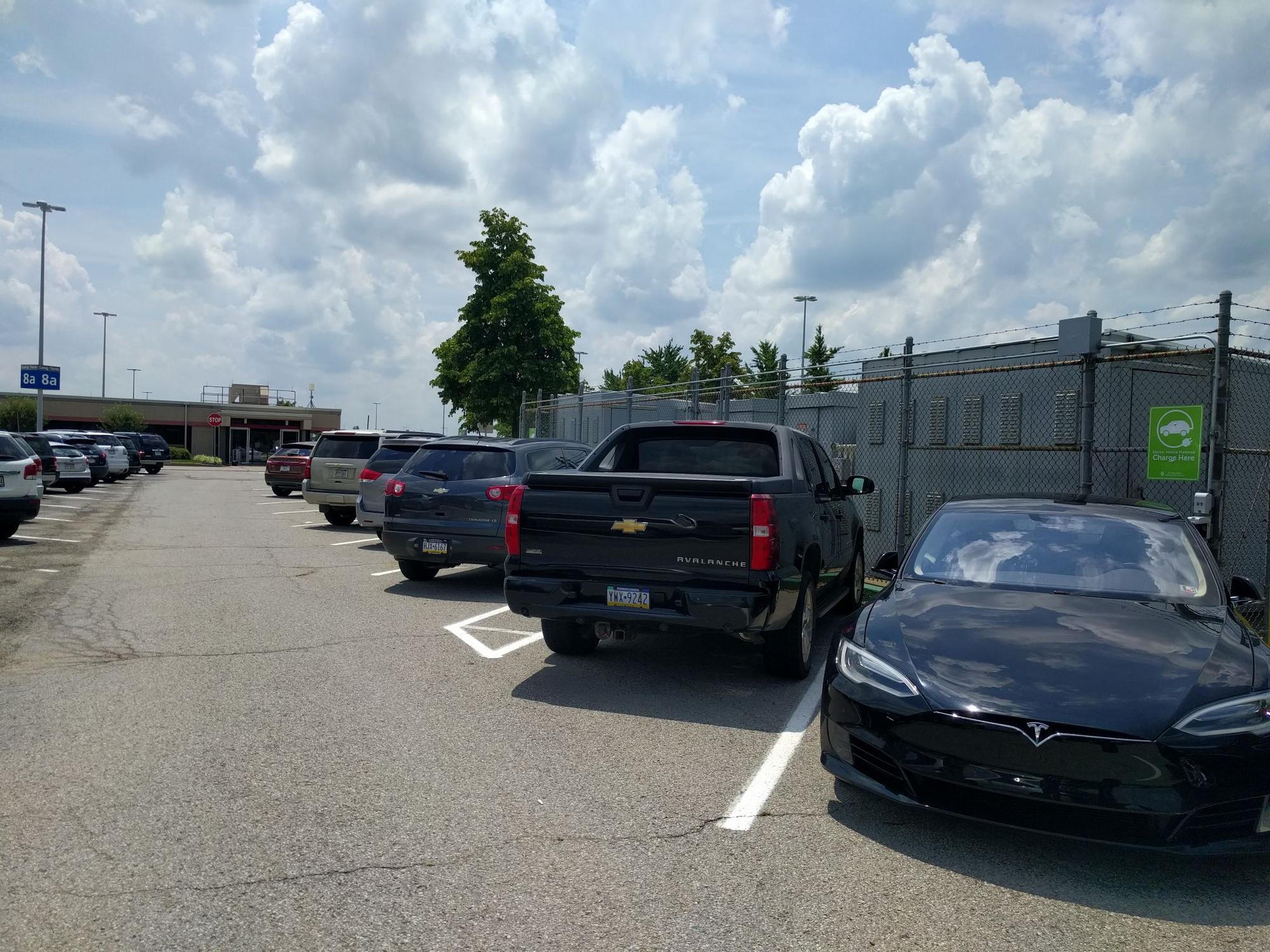 Pittsburgh International Airport (PIT) - Long Term Parking | Carnot ...