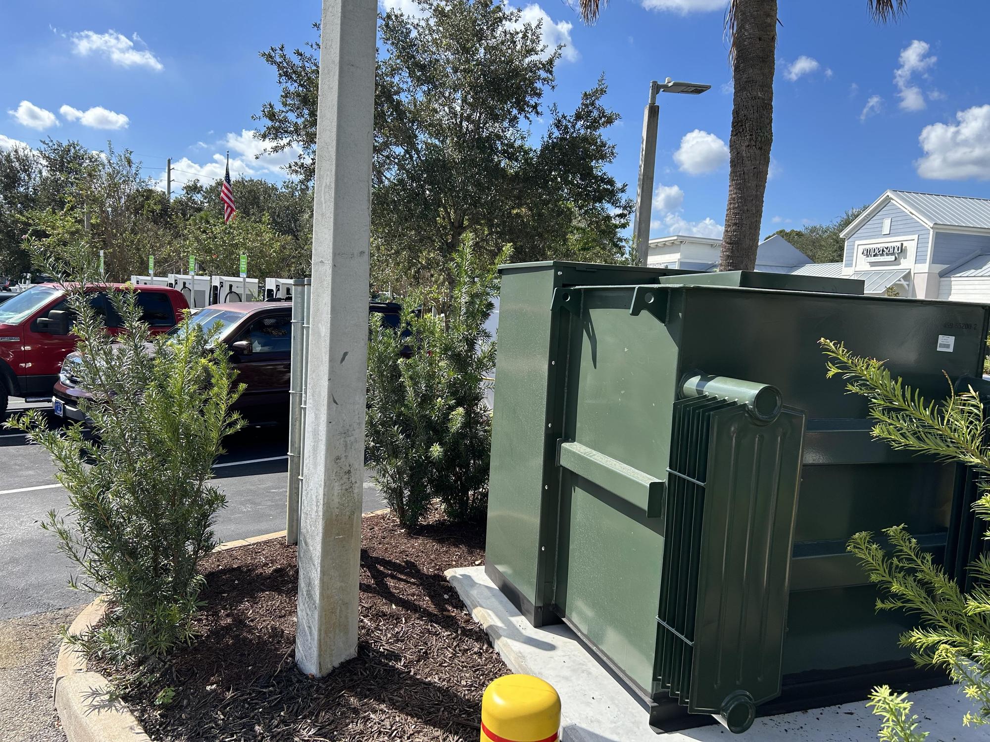 FPL EVolution Simms Creek Plaza | Jupiter, FL | EV Station
