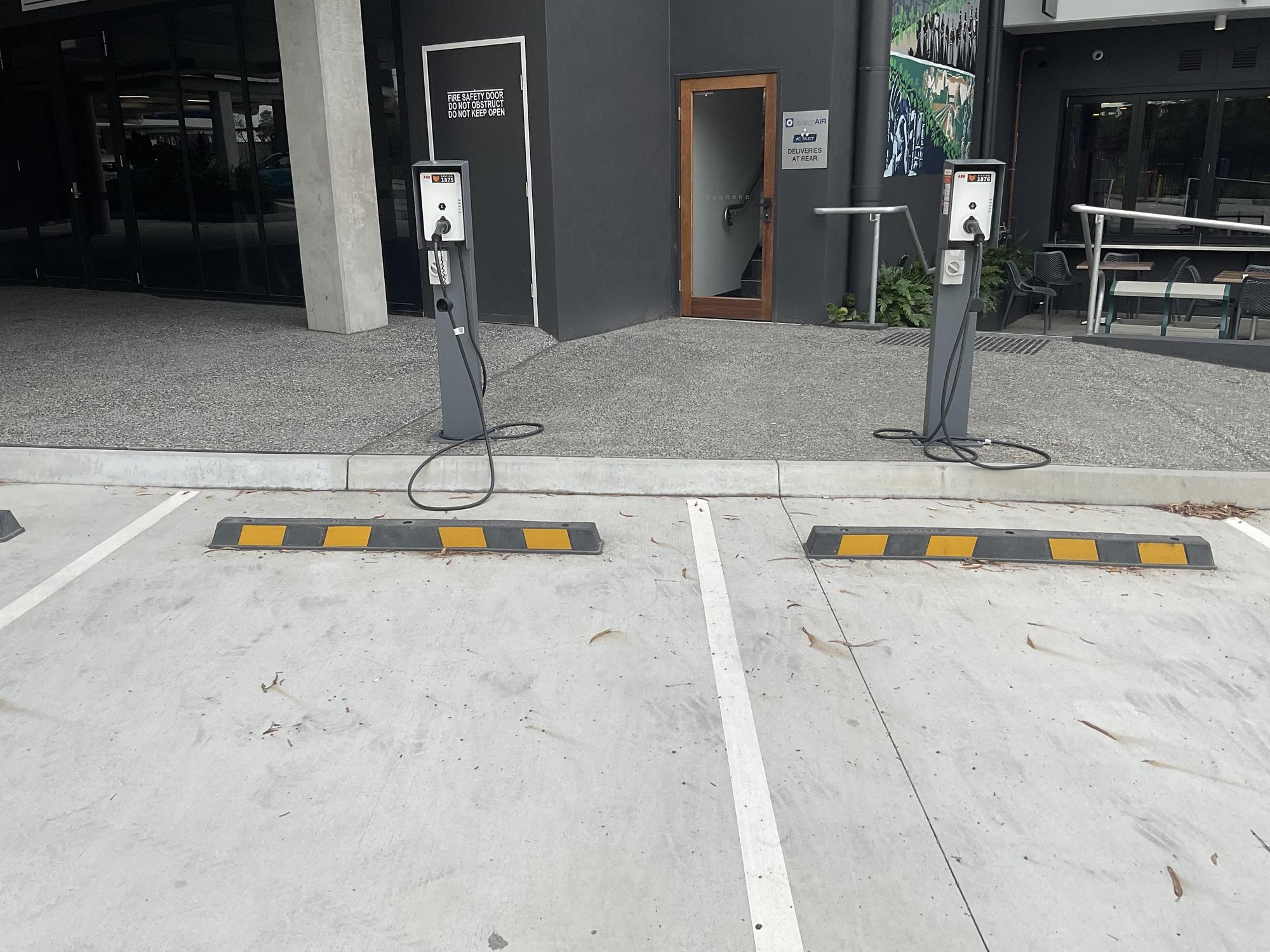 Crafty Monk Brewing | Tingalpa, QLD | EV Station