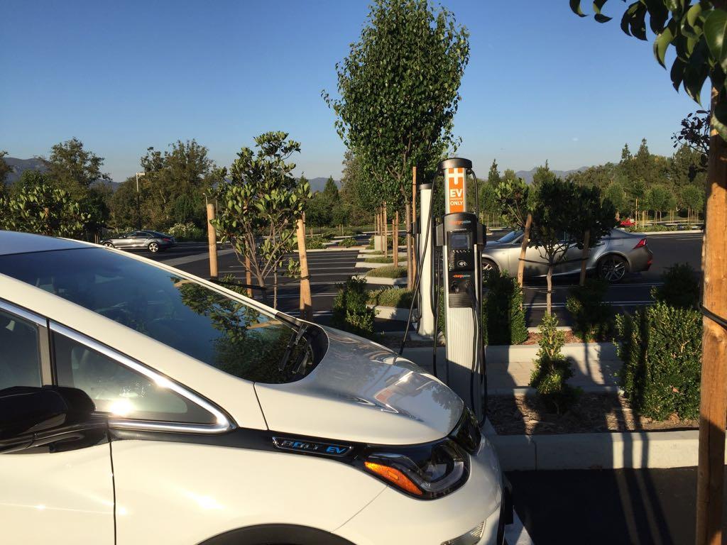 PennyMac Business Building | Westlake Village, CA | EV Station