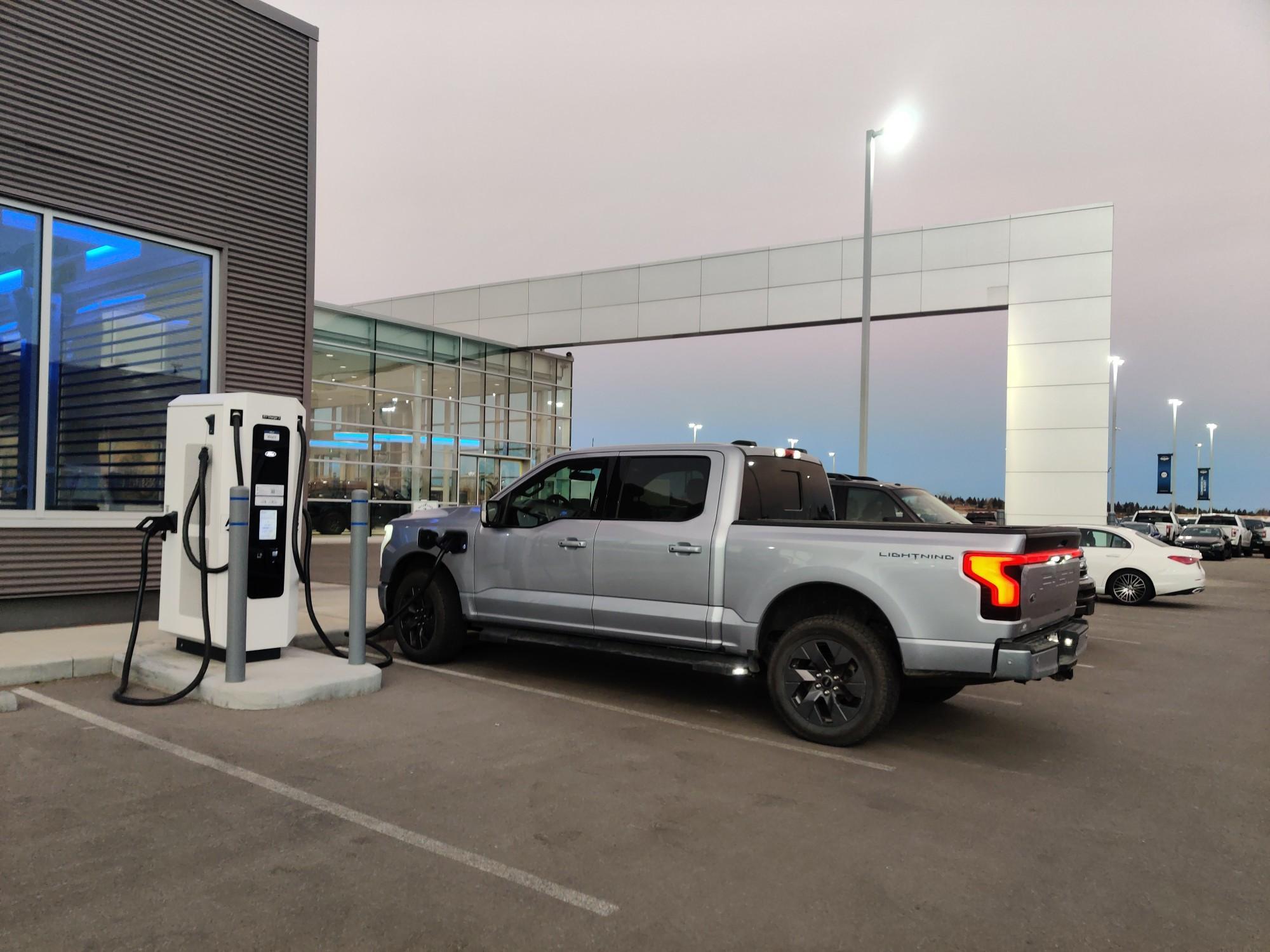 Metro Ford | Calgary, AB | EV Station