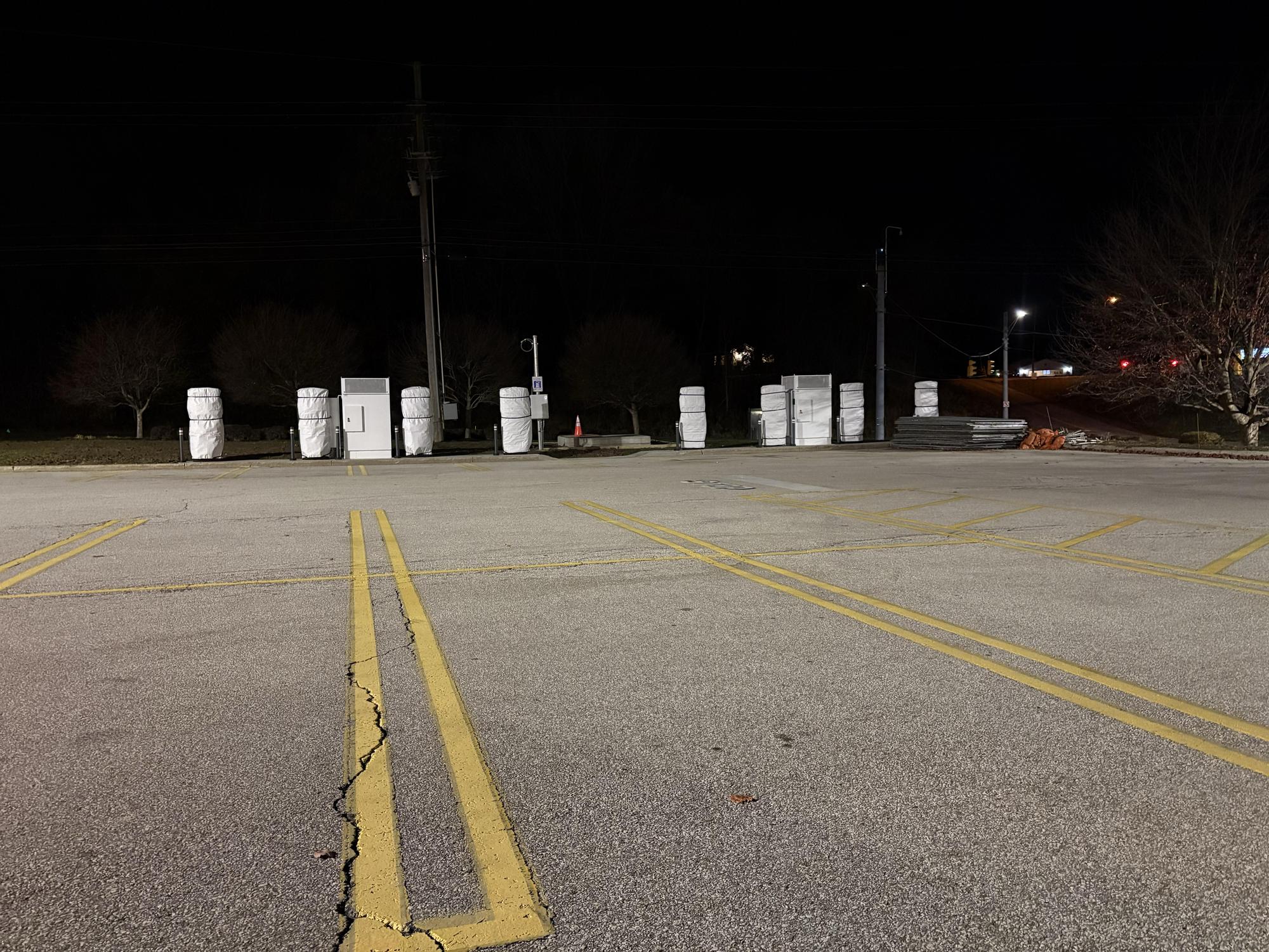 Wegmans | Erie, PA | EV Station