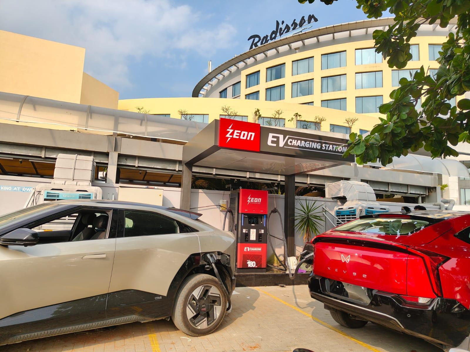 Zeon Charging | Fast Charger DC 180kW CCS2 Dual Gun | Salem | Radisson ...