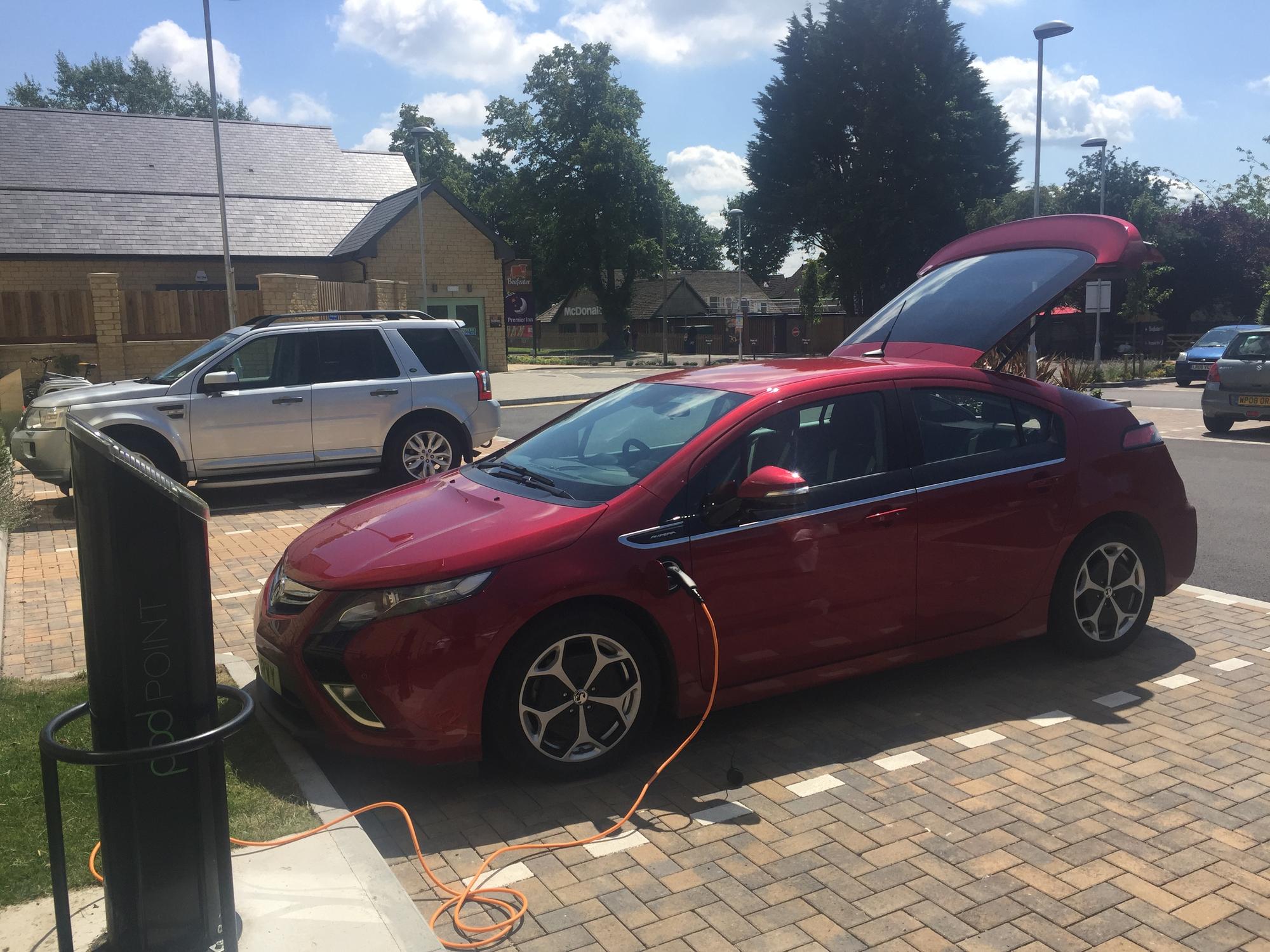 Premier Inn Cirencester | Cirencester, England | EV Station