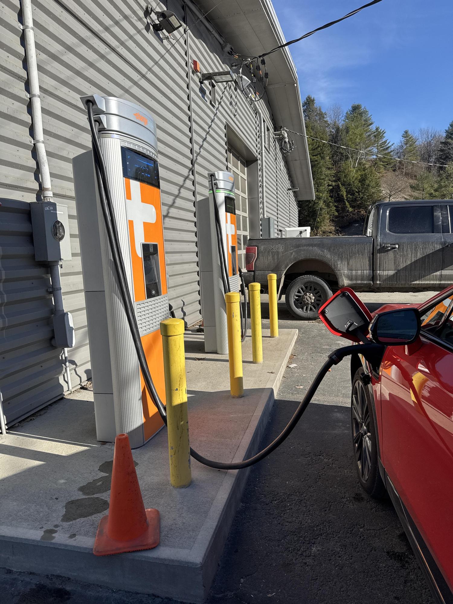 Twin State Ford - East End | St Johnsbury, VT | EV Station