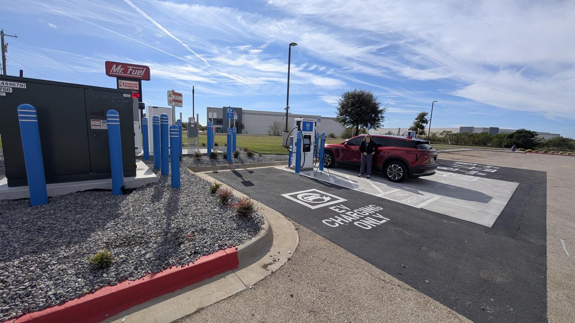 Mr. Fuel Travel Center Grand Prairie, TX | Grand Prairie, TX | EV Station