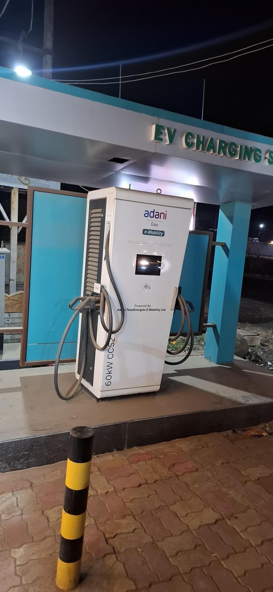 Adani Ev Charger 60 Kw At Murliwala Restaurant | Rolupipalya, MP | EV ...