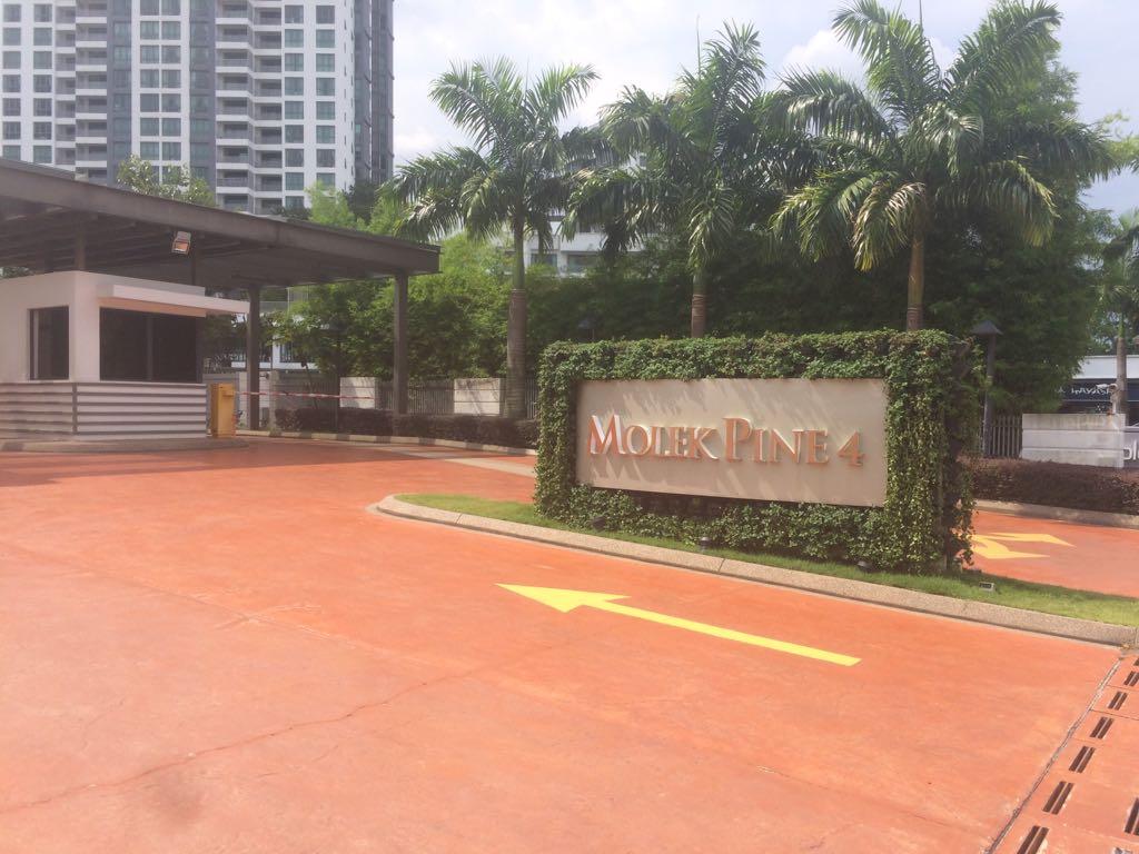 Maslee Express Taman Molek | Johor Bahru, Johor | EV Station