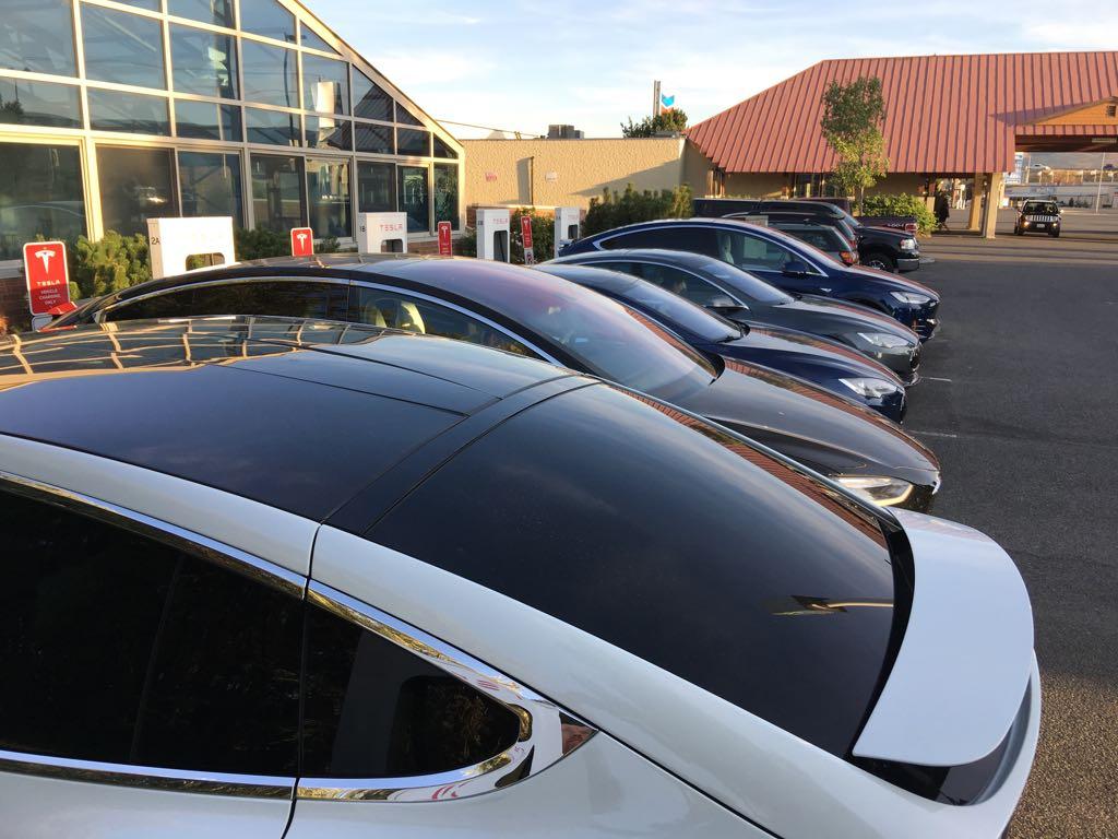 Holiday Inn Express Ellensburg (2) | Ellensburg, WA | EV Station