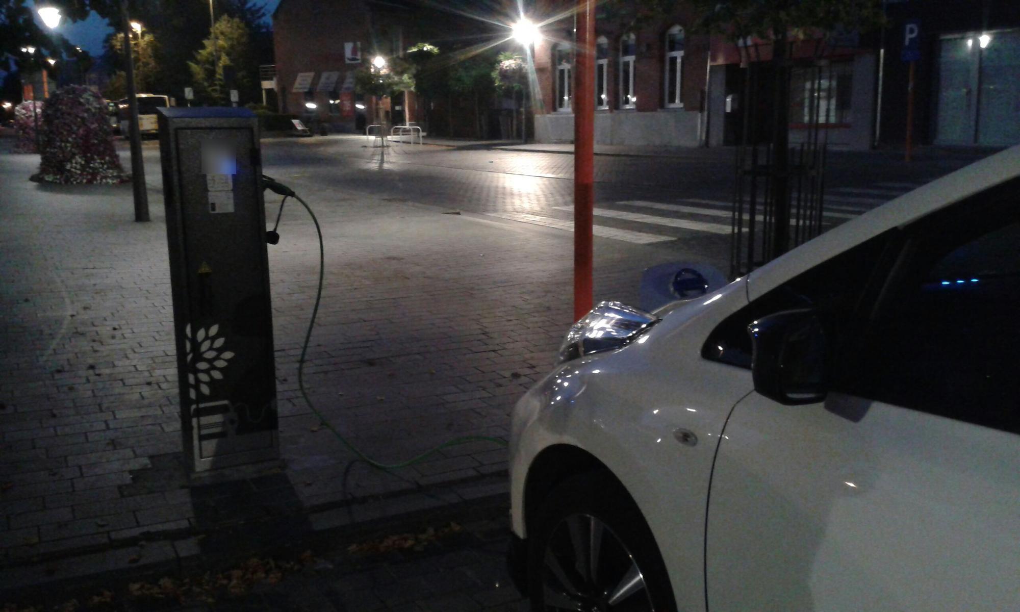 Station Puurs | Puurs, Vlaanderen | EV Station