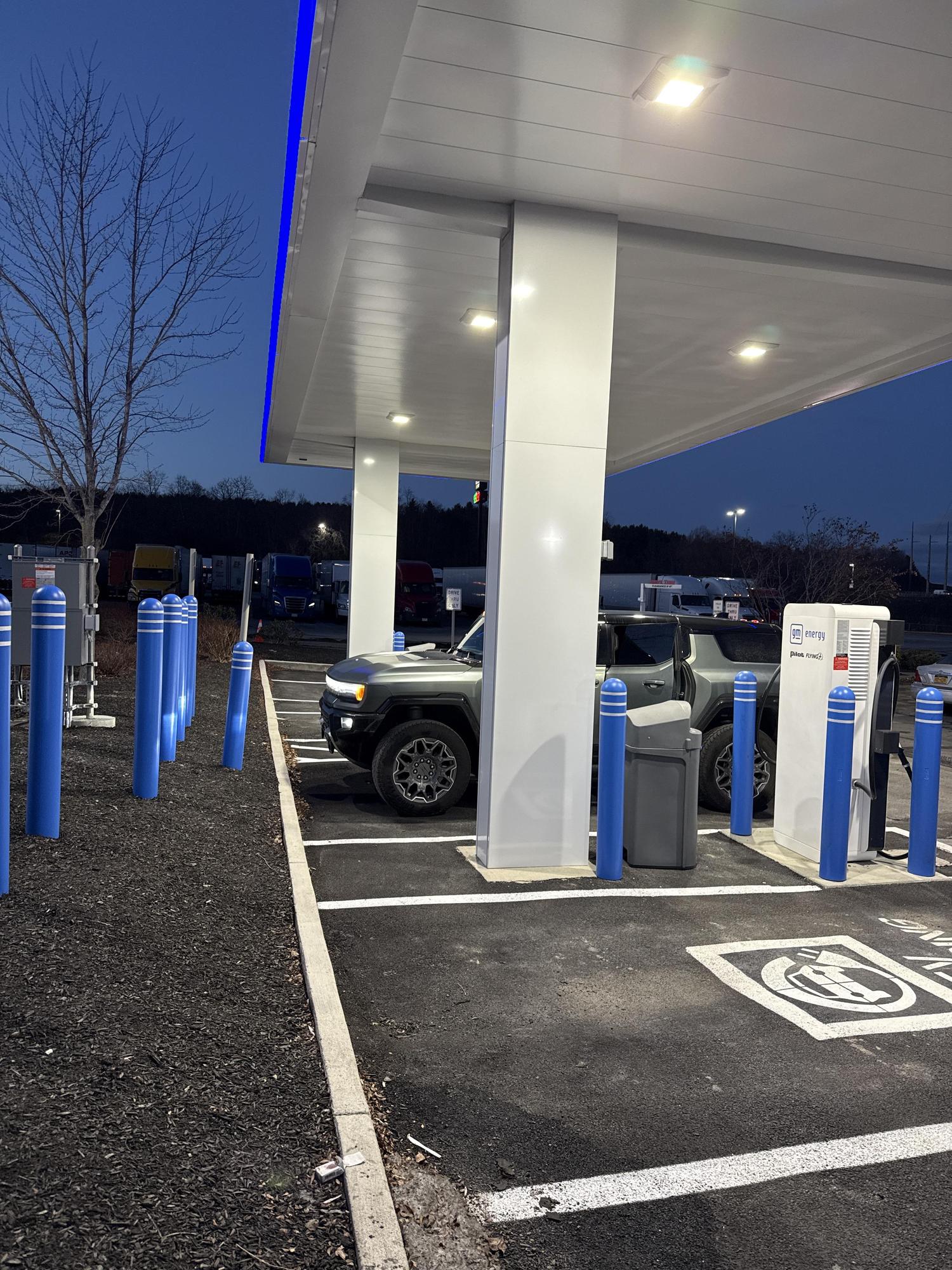 Pilot Travel Center | Rotterdam, NY | EV Station