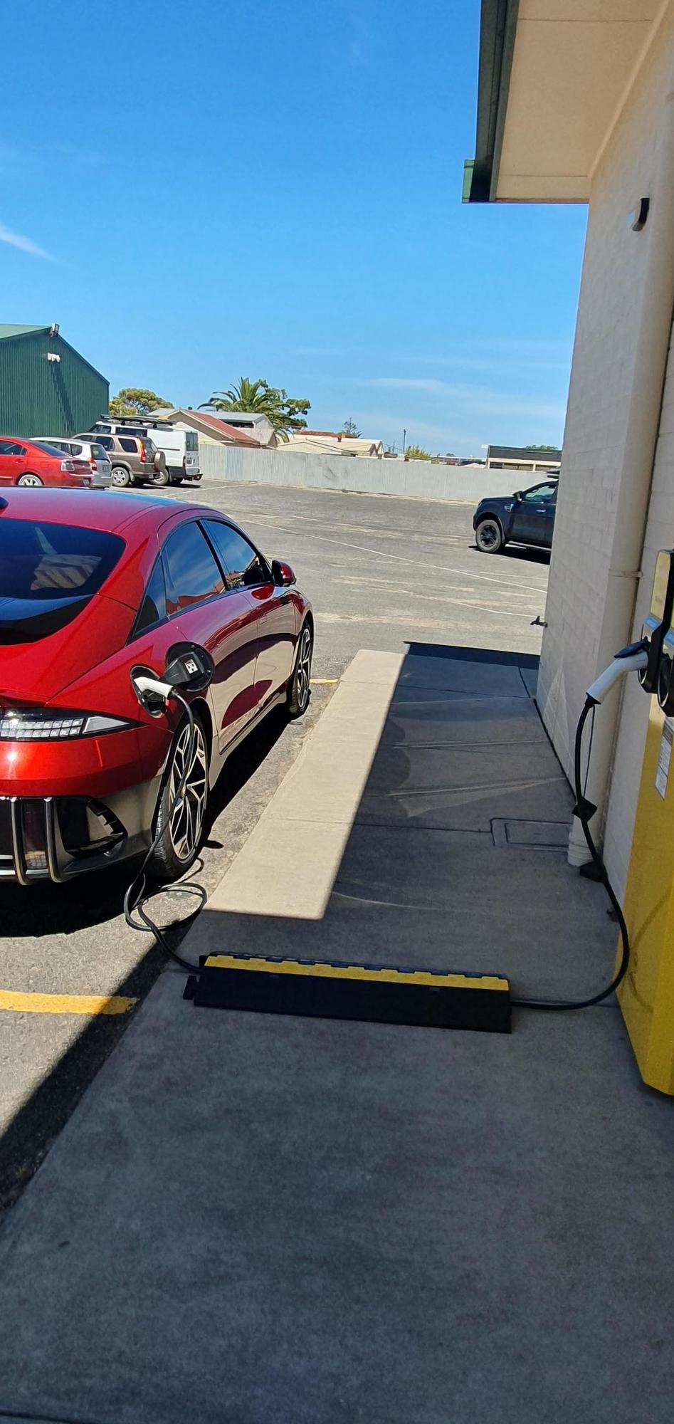 Streaky Bay Hotel | Streaky Bay, SA | EV Station