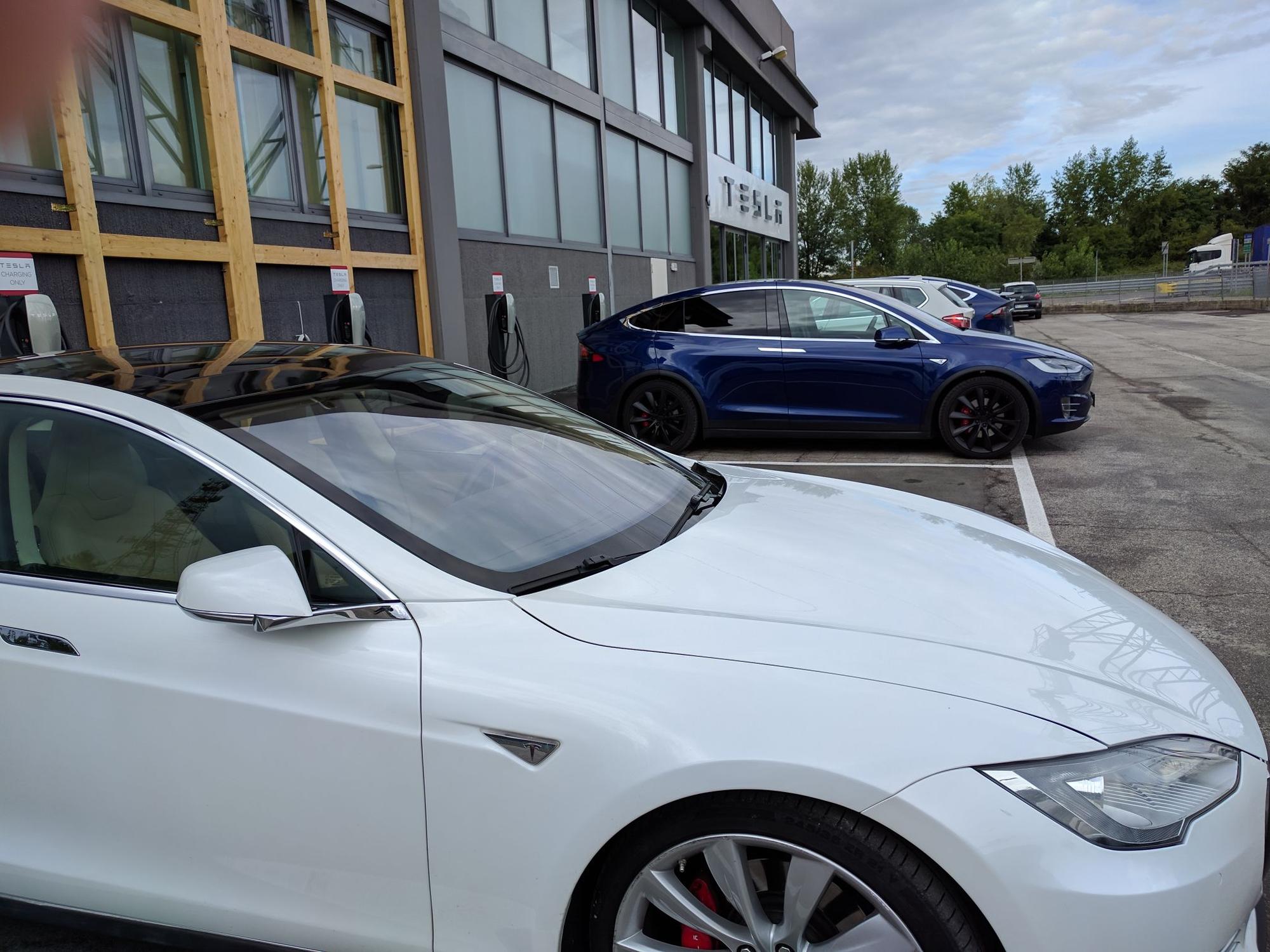 Tesla Store Padova | Padova, Veneto | EV Station