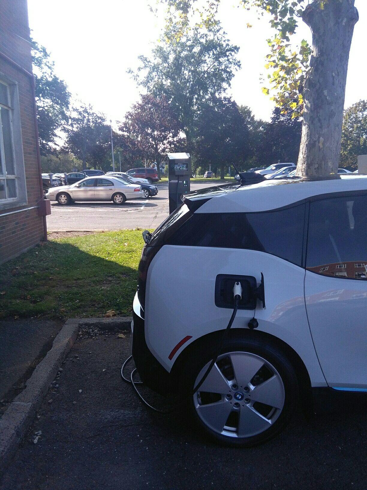 Wethersfield DMV | Wethersfield, CT | EV Station
