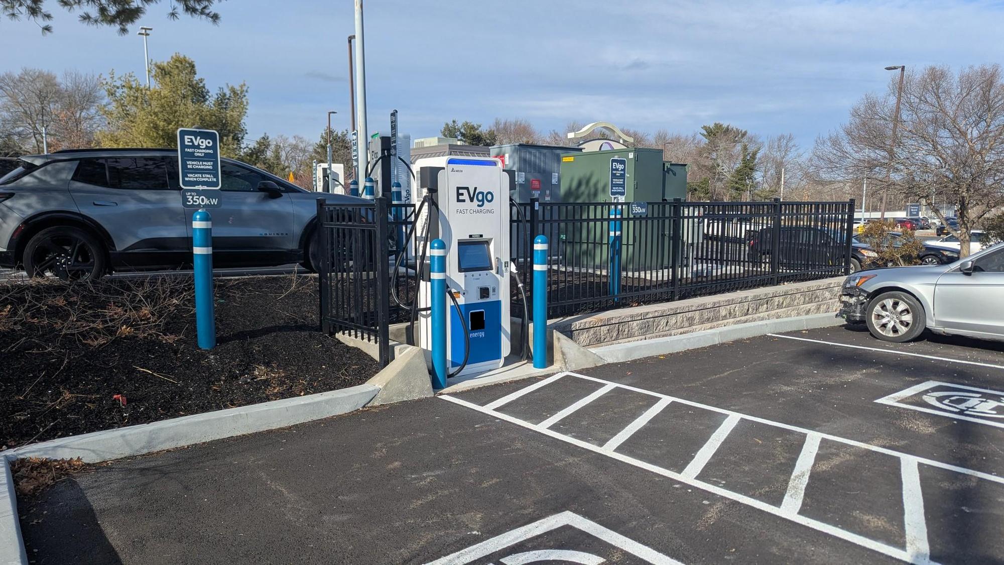 The Walpole Mall | Walpole, MA | EV Station
