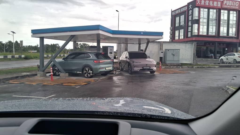 LePaPa Sri Aman Square | Simanggang, Sarawak | EV Station
