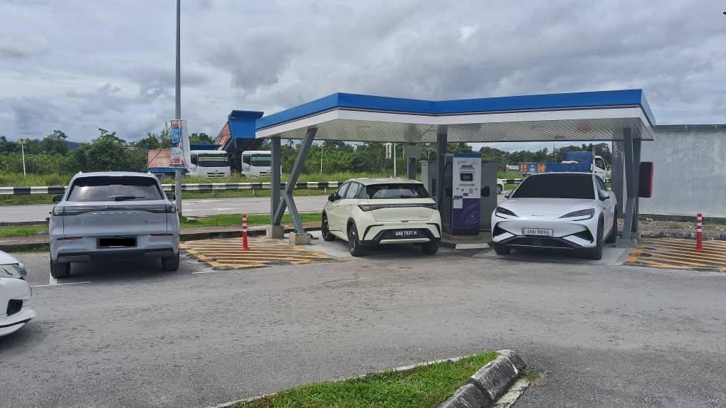 LePaPa Sri Aman Square | Simanggang, Sarawak | EV Station