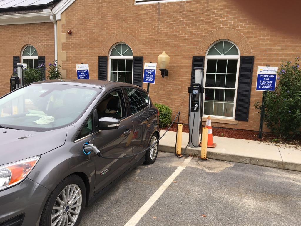 Liberty Energy Utilities | Londonderry, NH | EV Station