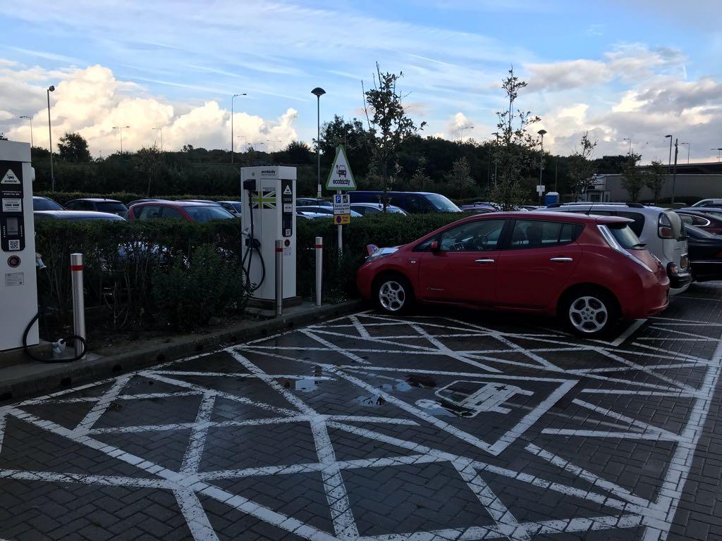 Folkestone Services M20 | Stop 24 Services, M20 Motorway Jct 11 ...