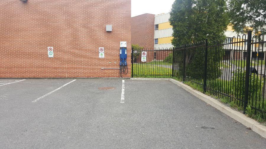 Aréna Michael-Bilodeau | Saint-Bruno-de-Montarville, QC | EV Station