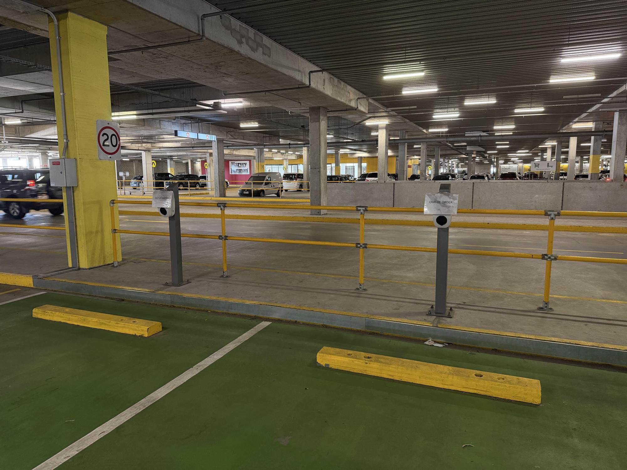 Springvale Homemaker Centre - Car Wash | Springvale, VIC | EV Station