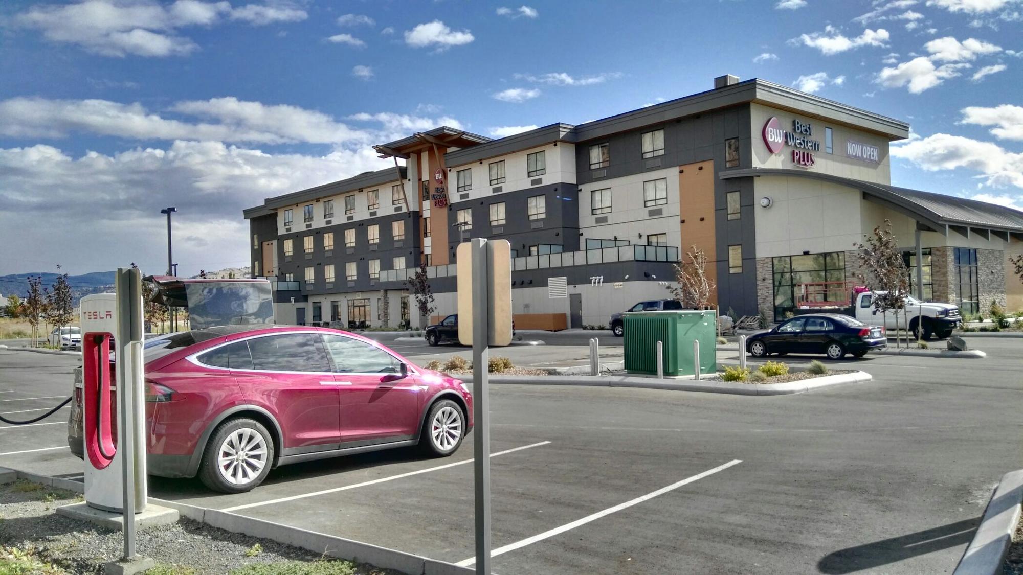 Best Western Plus Merritt Hotel (1) | Merritt, BC | EV Station