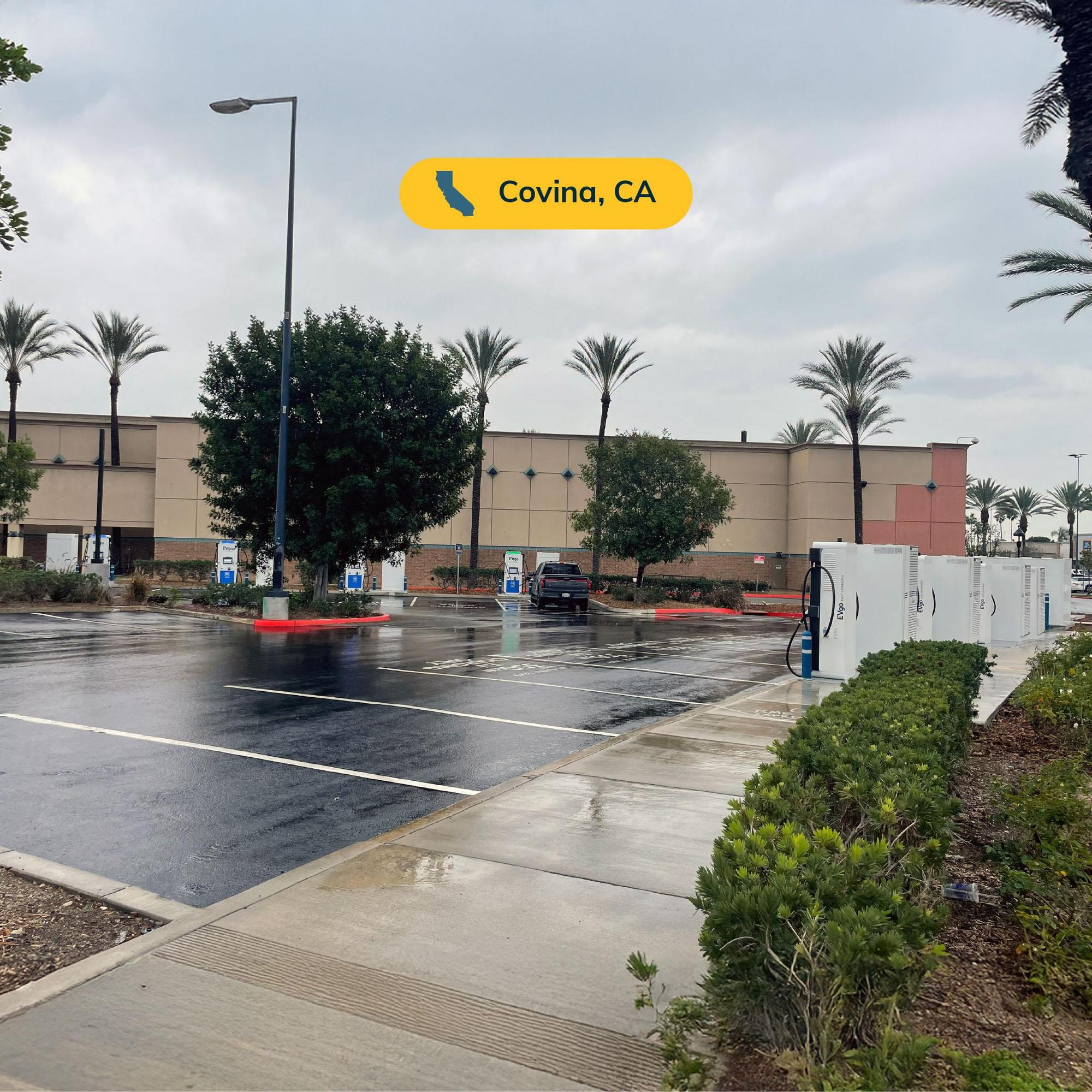 Covina Town Square - AMC Covina 17 | Covina, CA | EV Station