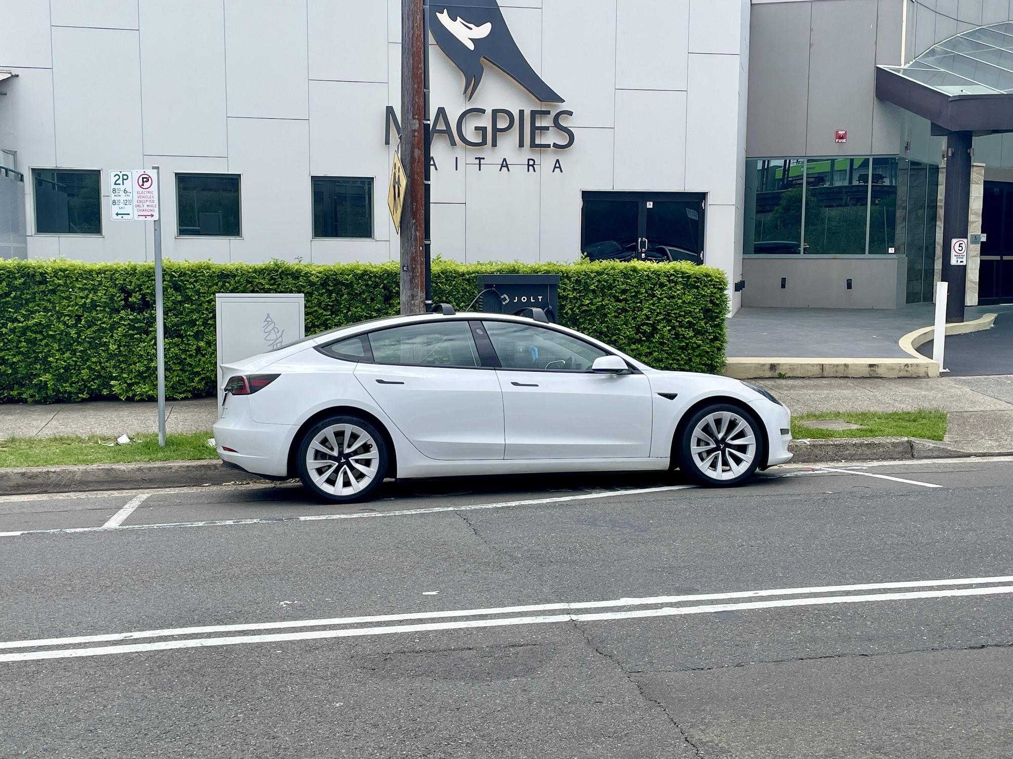 Magpies Waitara | Waitara, NSW | EV Station