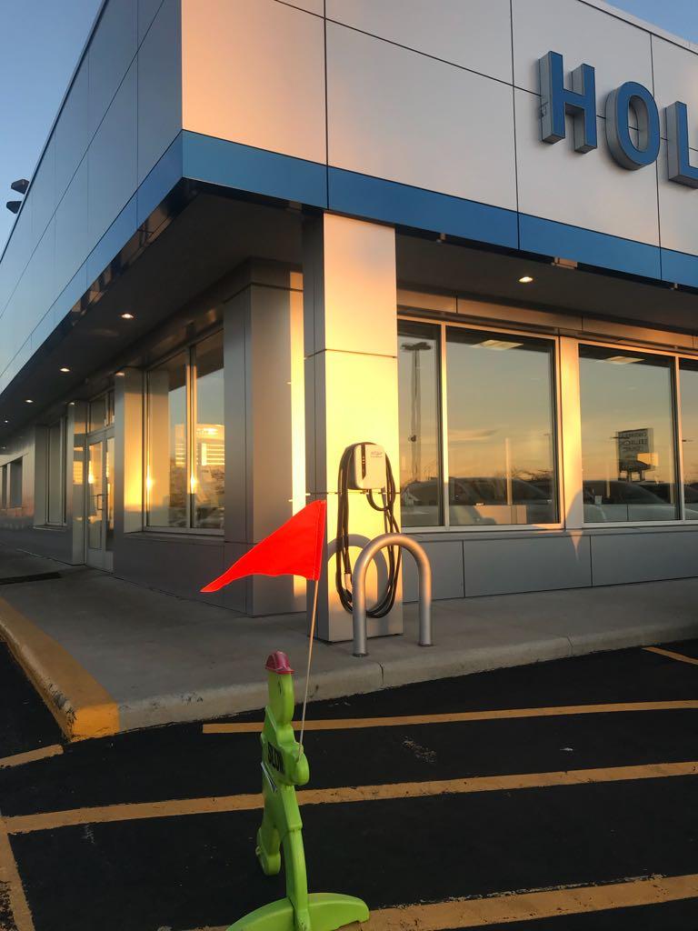 Holiday Automotive Courtesy Chargers | Fond du Lac, WI | EV Station