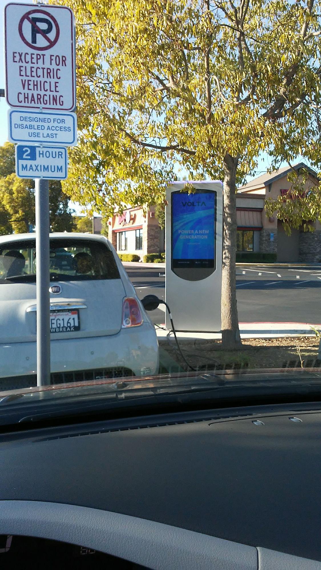4S Commons Town Center | San Diego, CA | EV Station